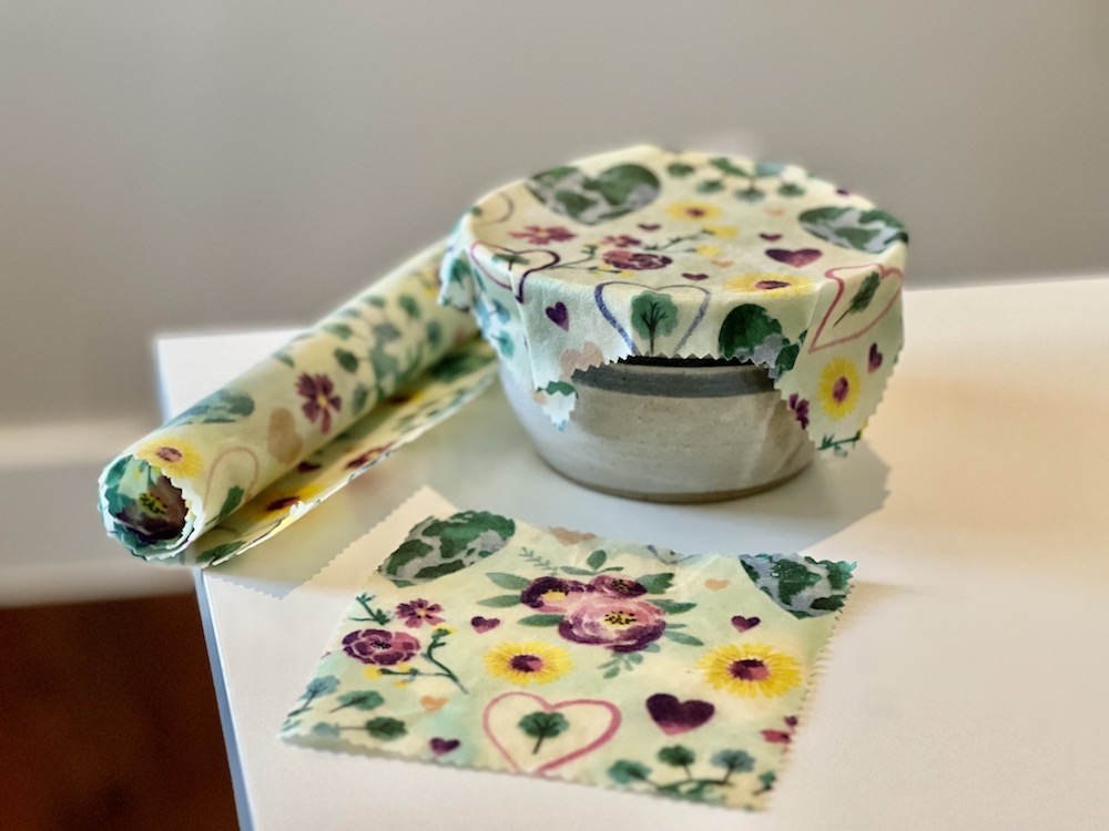 DIY Beeswax Wraps - Sustainably Amber